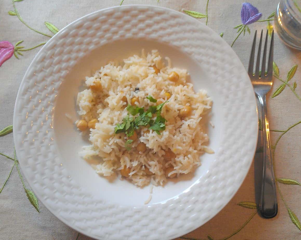 Chickpea Pilaf or Chanon Wale Chawal - Flour & Spice