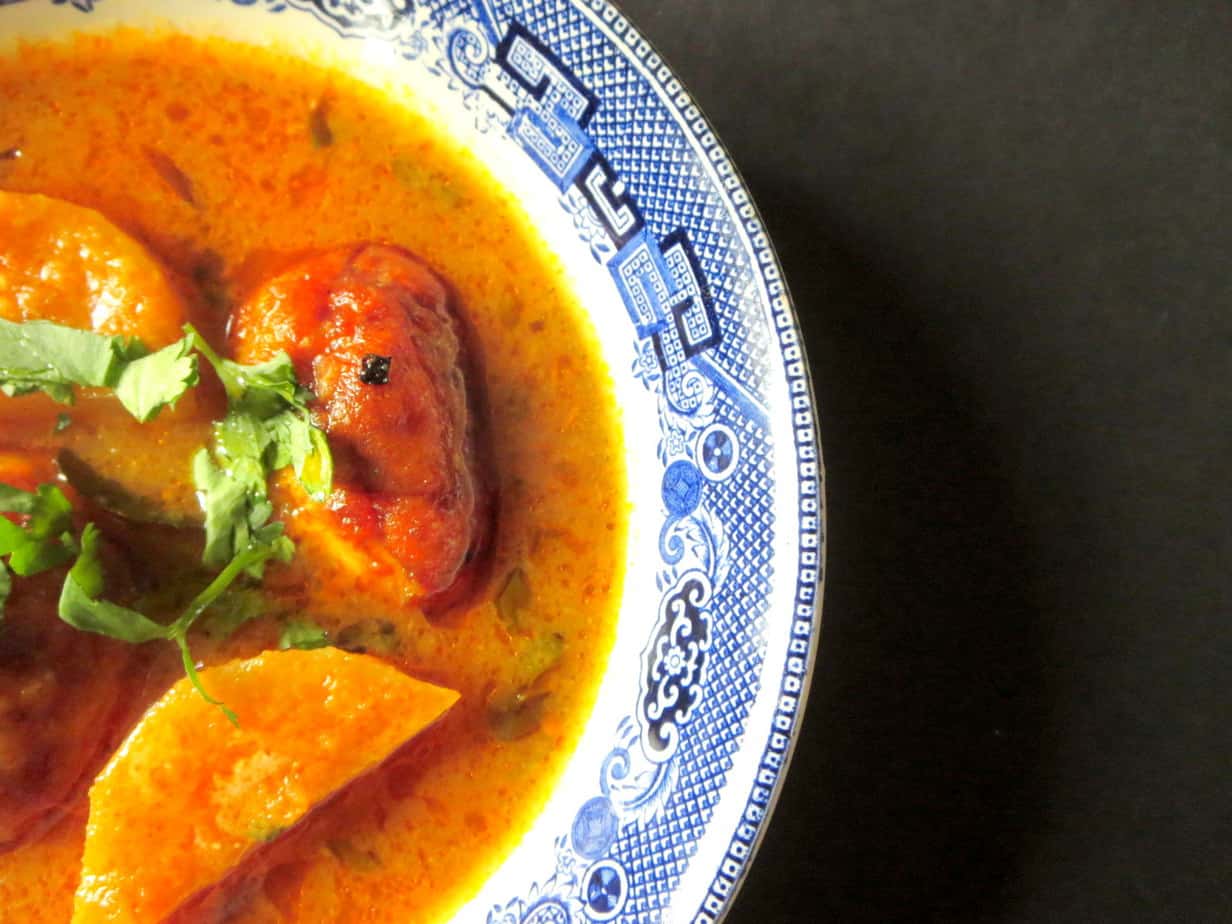 Anday Aalu ka Salan or Pakistani Egg Curry - Flour & Spice