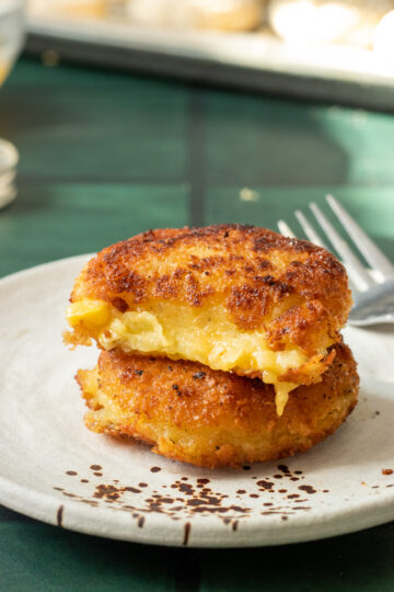 Cheesy Corn & Potato Cutlet Recipe - Flour & Spice