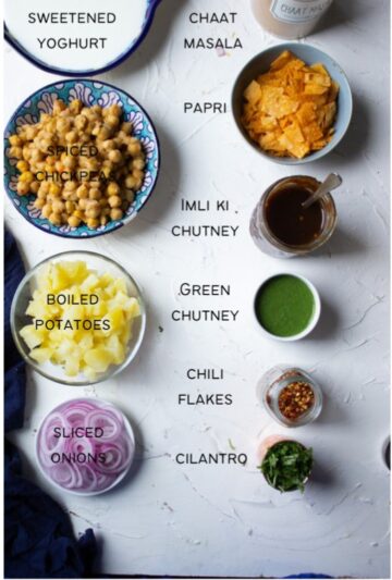Mixed Plate Aloo Chana Chaat - Street Style with Yoghurt & Chutneys ...