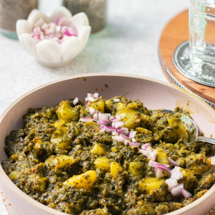 20-Minute Pakistani Aloo Palak - Easy, homestyle recipe - Flour & Spice