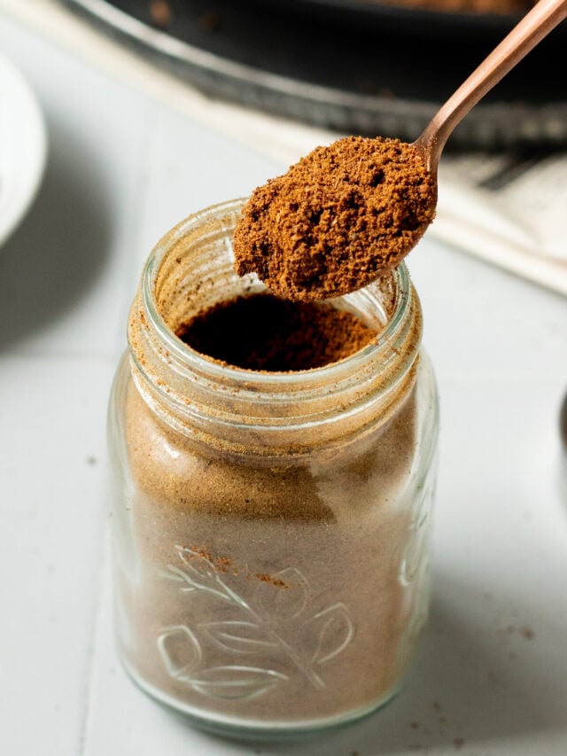 Chaat Masala Recipe - Pakistani (Quick & Easy!) - Flour & Spice