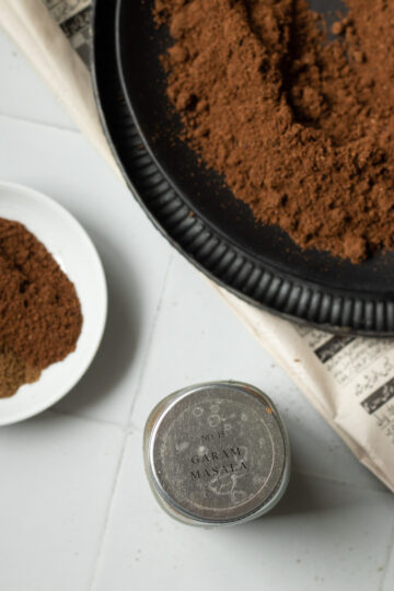 Pakistani Garam Masala Recipe - 10 Minutes - Flour & Spice